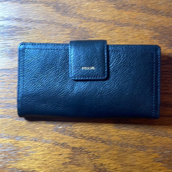 Fossil | Bags | Fossil Checkbook Wallet | Poshmark